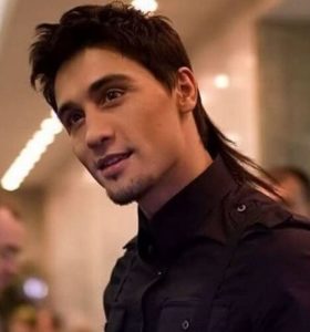 30 Stylish Rat Tail Haircuts 2026 (With Pictures) | Straightener Lab