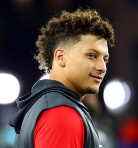 Top 10 Patrick Mahomes Haircuts 2026 (With Pictures) | Straightener Lab