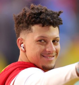 Top 10 Patrick Mahomes Haircuts 2026 (With Pictures) | Straightener Lab