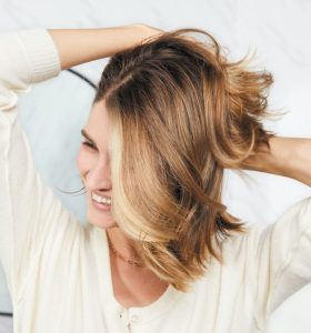 How To Wash Bleach Out Of Hair? | Straightener Lab