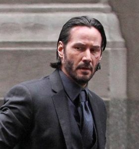 30 Iconic Keanu Reeves Haircuts 2025 (With Pictures) | Straightener Lab