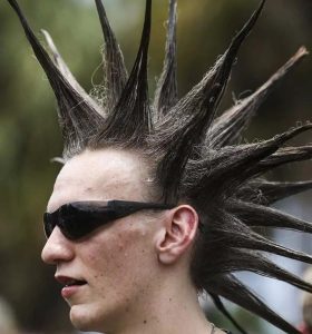 30 Stupid Haircuts That Are More Silly Than Stylish (With Pictures ...